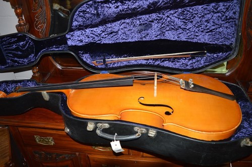 Lot 1100 - A cello and bow, by Andreas Zeller, Romania